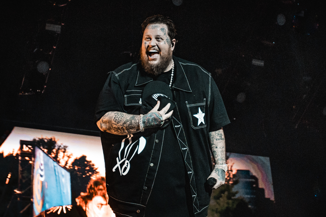 Powerful, emotional, spiritual…Jelly Roll took massive Ottawa Bluesfest ...